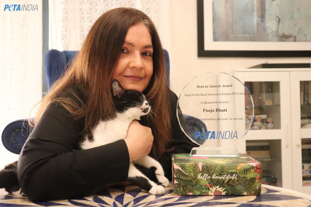 Pooja Bhatt Wins PETA India Hero to Animals Award for International ...